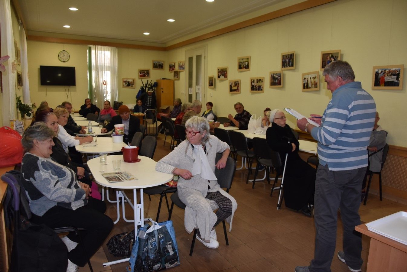 Rehák Róbert helyezett melegételt a szegények böjtös asztalára